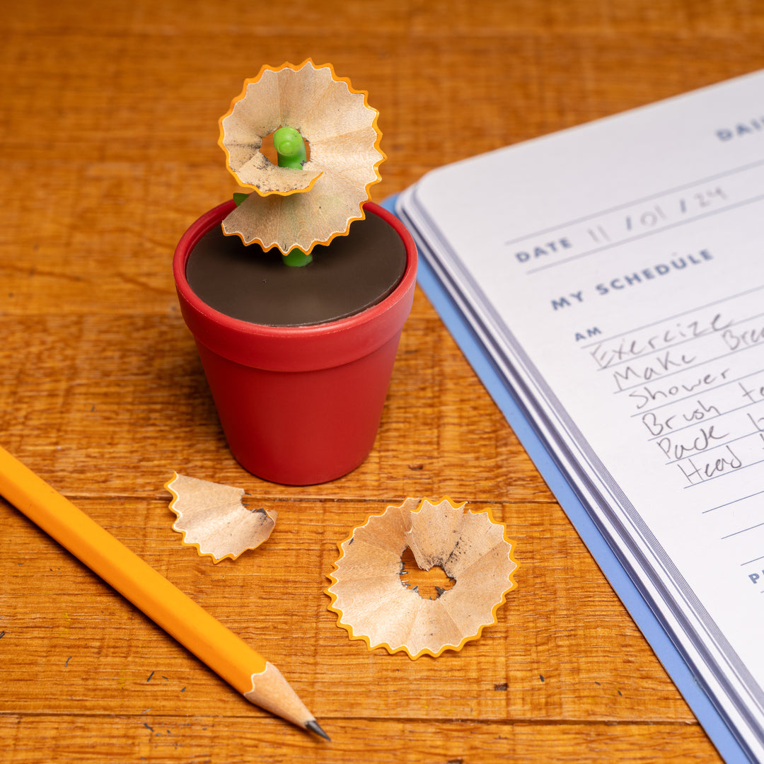 Flower Pot Pencil Sharpener – Kikkerland Design Inc