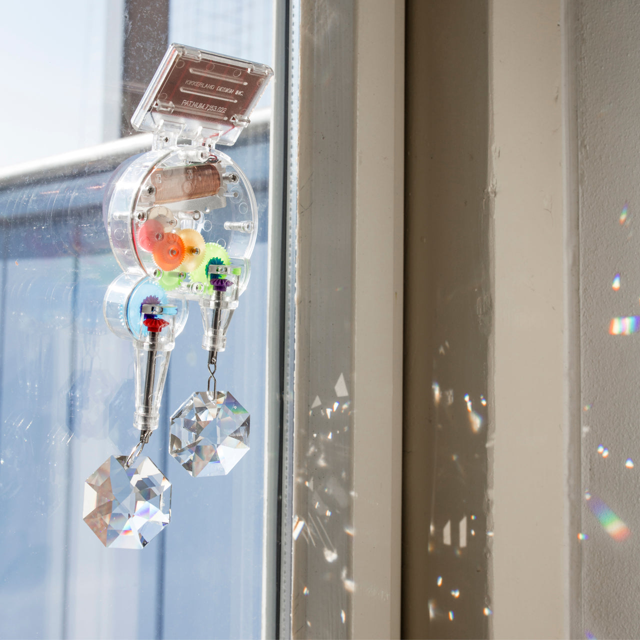 Solar Powered Double Crystal RainbowMaker® – Kikkerland Design Inc