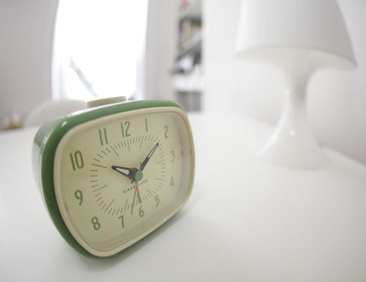 Green Retro Alarm Clock – Kikkerland Design Inc