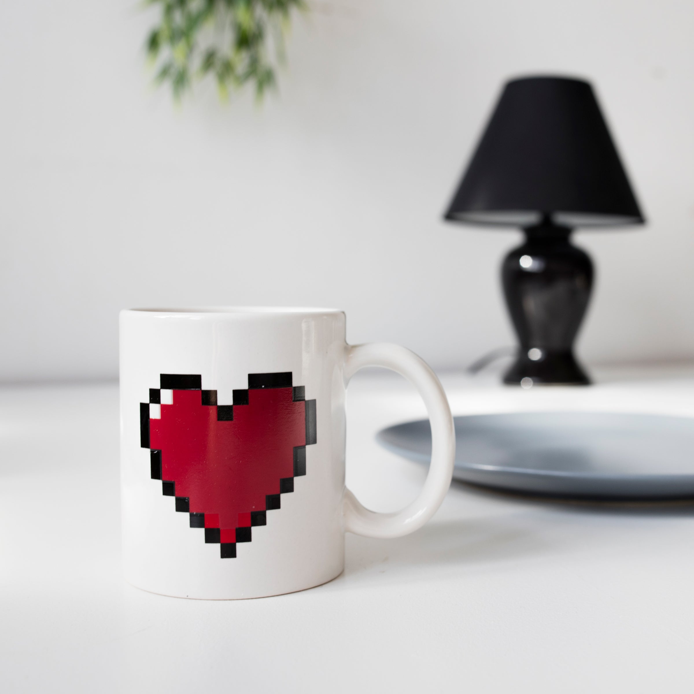 Pixel Heart Morph Mug – Kikkerland Design Inc