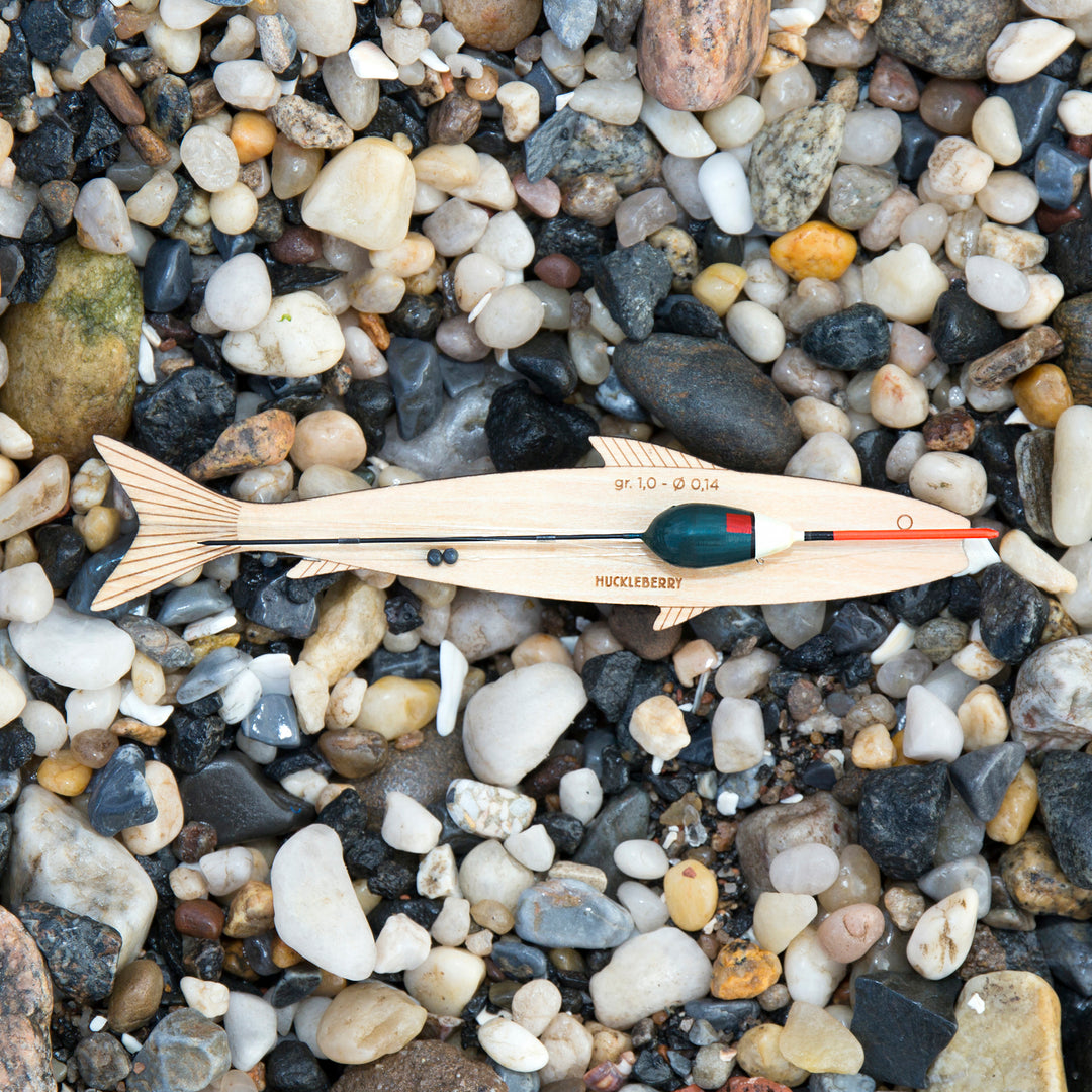 Huckleberry Fishing Kit – Kikkerland Design Inc