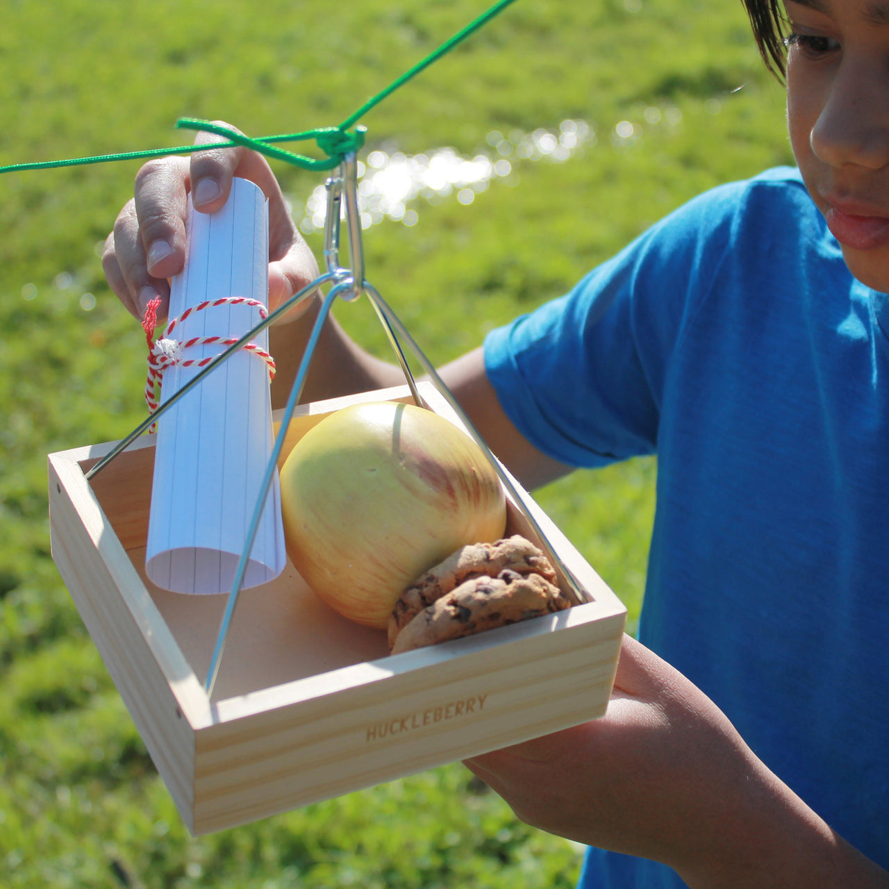 Huckleberry Cable Transport – Kikkerland Design Inc