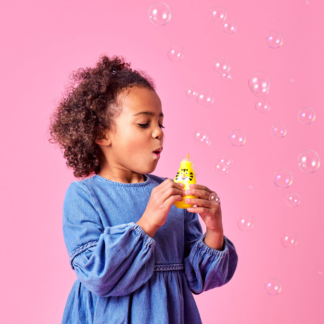 Kidoki Squeezy Bubbles – Kikkerland Design Inc