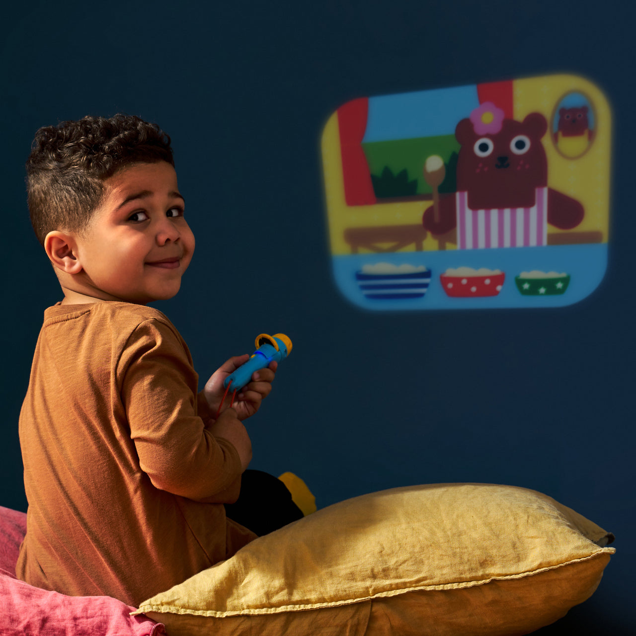 Kidoki Storybook Flashlight – Kikkerland Design Inc