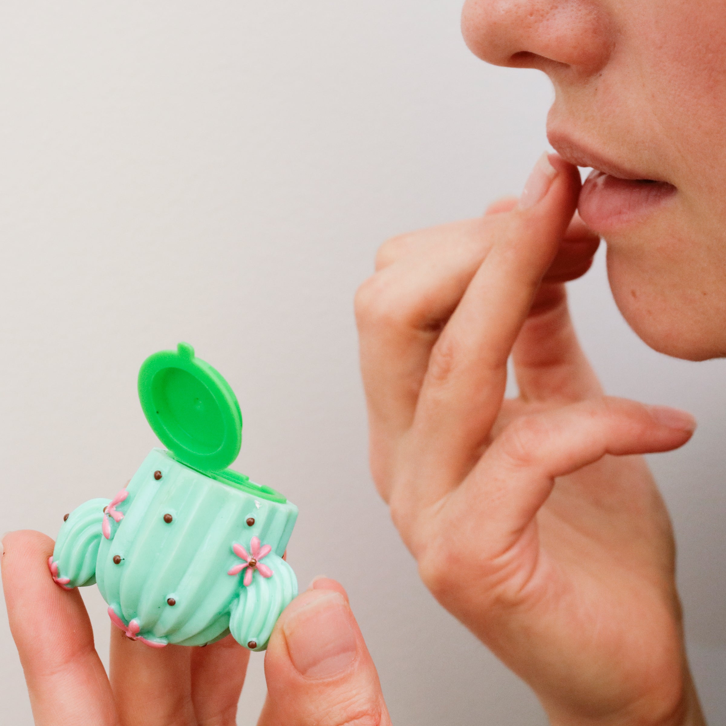 Cactus Lip Balm – Kikkerland Design Inc